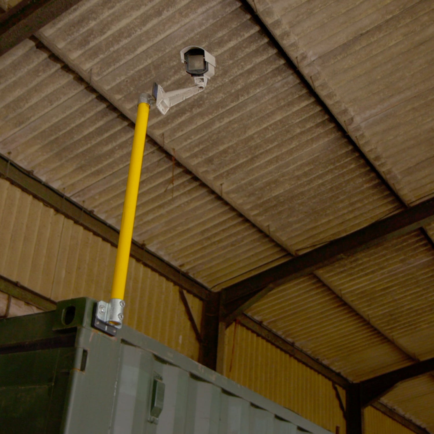 Domino Clamps for Container Storage Solutions - QCA — Quickfit ...