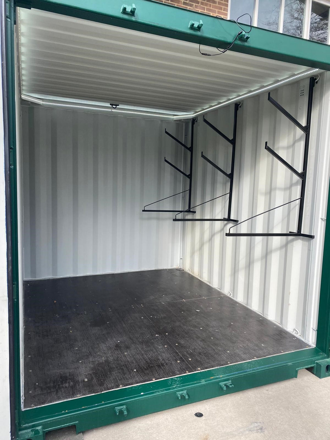 Work Bench with Pipe Rack for Shipping Containers - QCA — Quickfit ...